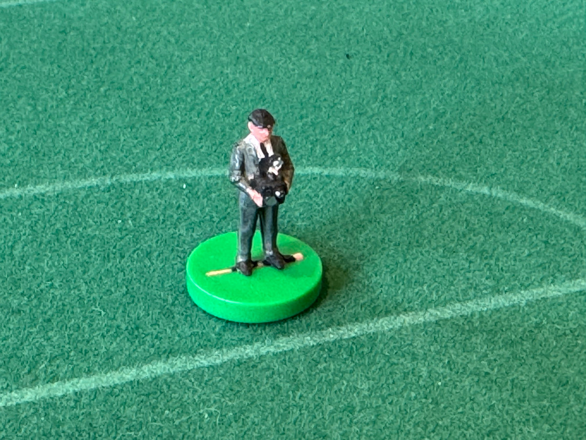 Subbuteo Photographer (Grey Coat) – Wobbly Hobby Shop