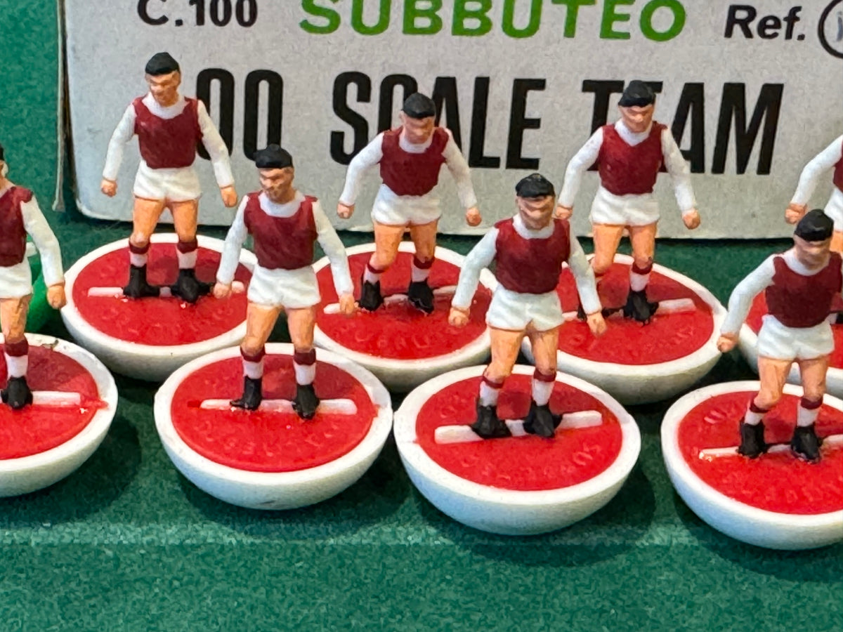 Subbuteo HW Team Arsenal Ref 16 – Wobbly Hobby Shop