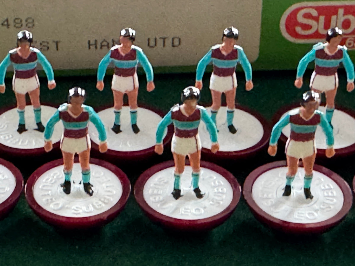 Subbuteo LW West Ham Utd Ref 488 – Wobbly Hobby Shop