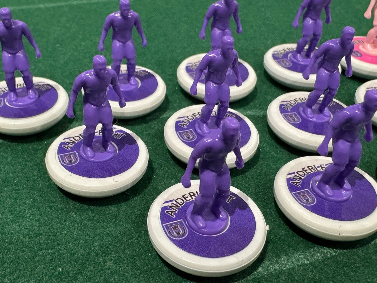 Anderlecht Club Team on Advantage Pro Bases – Wobbly Hobby Shop