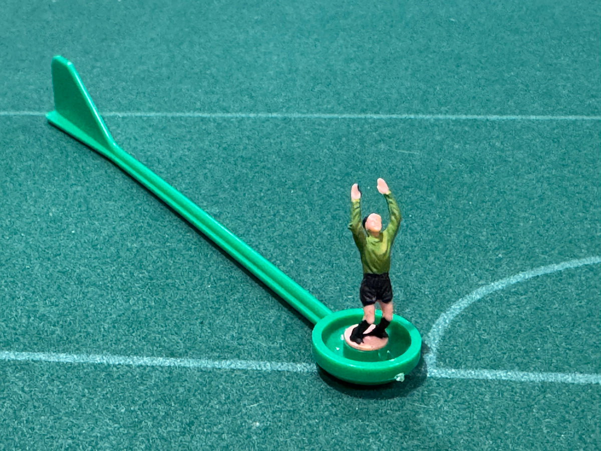 Subbuteo LW HP Goalkeeper – Wobbly Hobby Shop