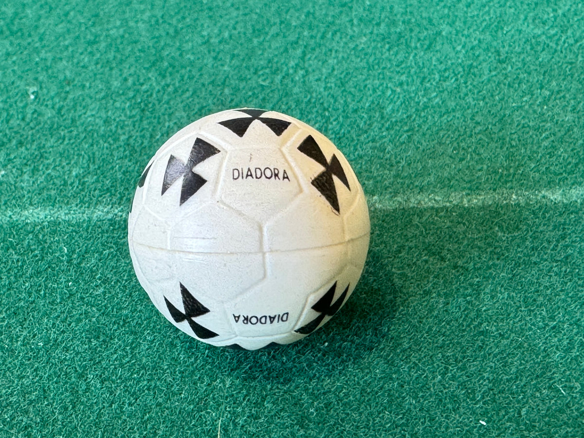 Subbuteo Diadora Samba 22mm Ball – Wobbly Hobby Shop